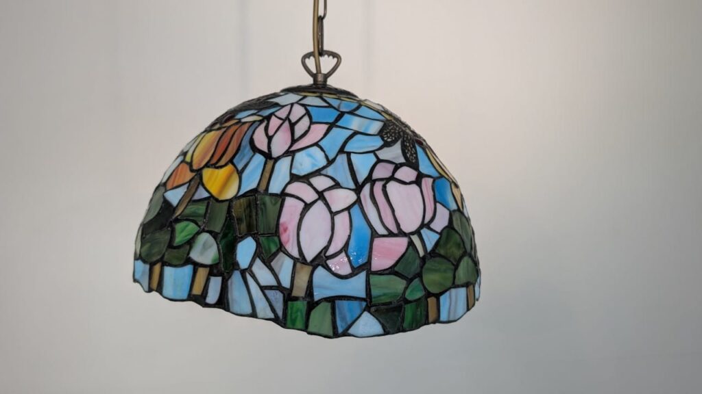 Overhanging lamp Tiffany style chandelier with dragonfly - Ant-art