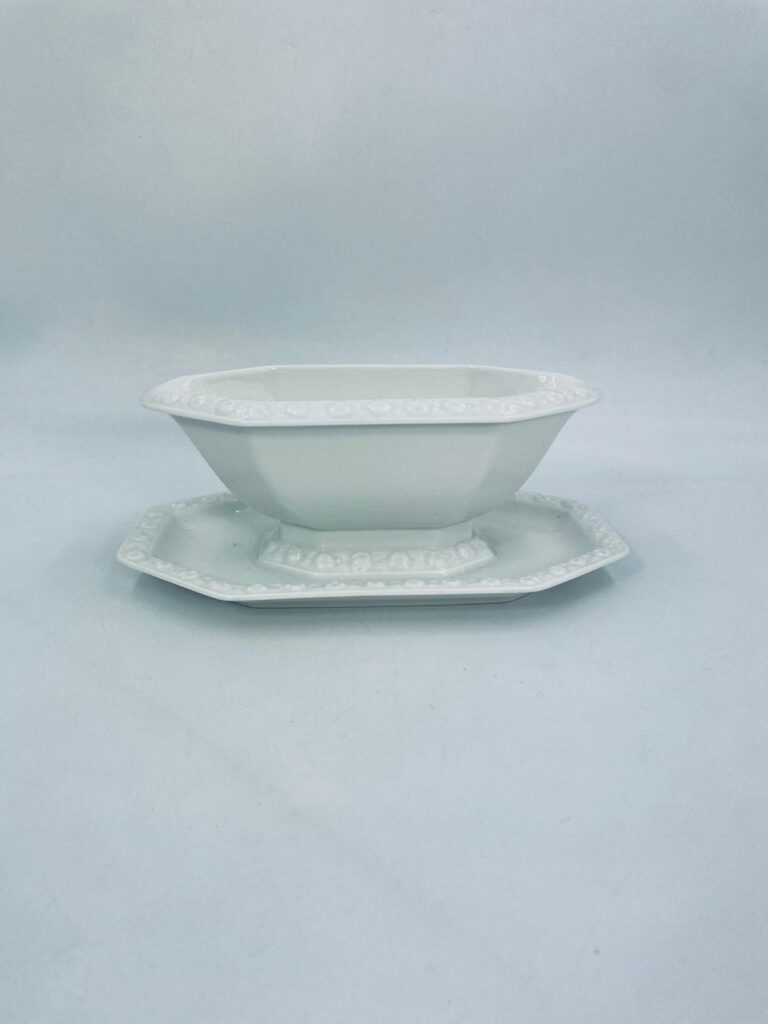Rosenthal White Maria porcelain saucepan with saucer - Ant-art
