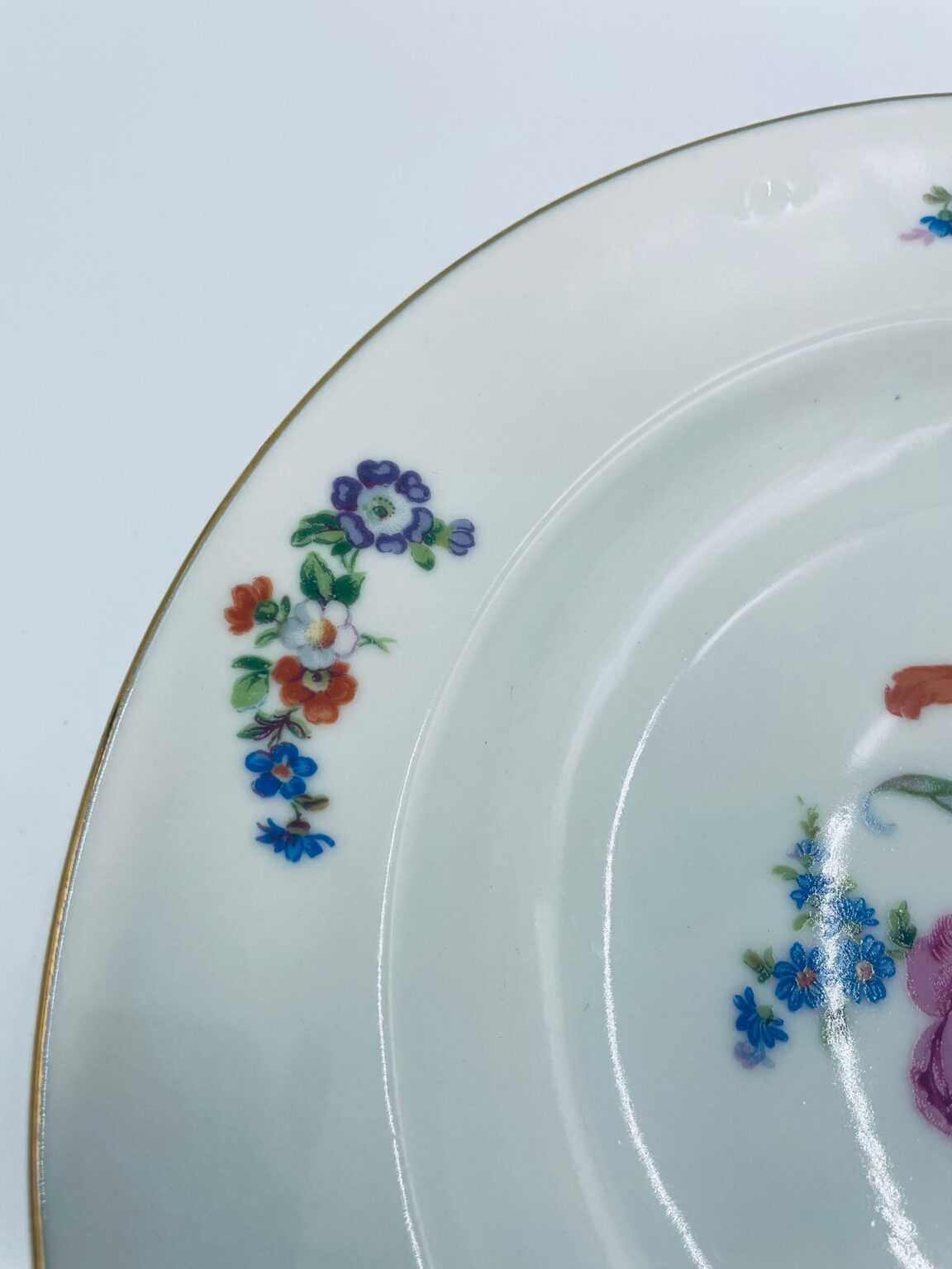 Antique deep dinner plate France P. C. L - Ant-art